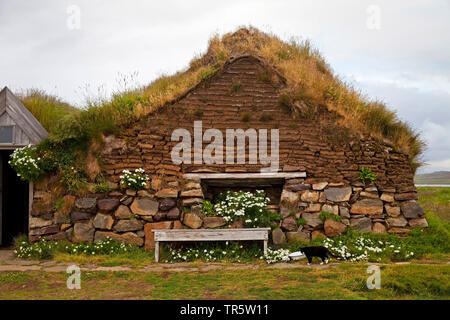 Peat house, Saenautasel, Iceland Stock Photo - Alamy