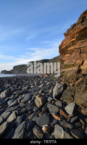 Slate Cliffs of the North Cornwall Coast at Holywell Bay. Geological ...