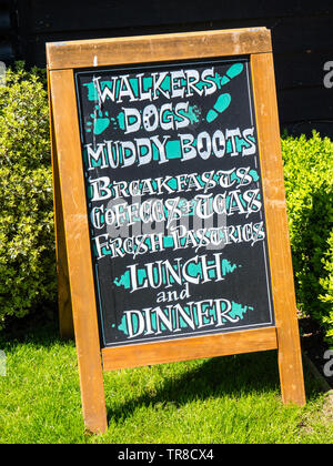 Welcome to Buckinghamshire sign Stock Photo - Alamy