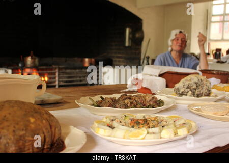 Colonial Williamsburg Governor's Palace kitchen pantry Stock Photo - Alamy