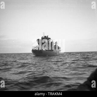 Kriegsfischkutter KFK 55 Deutsche Kriegsmarine / Germany Navy War ...