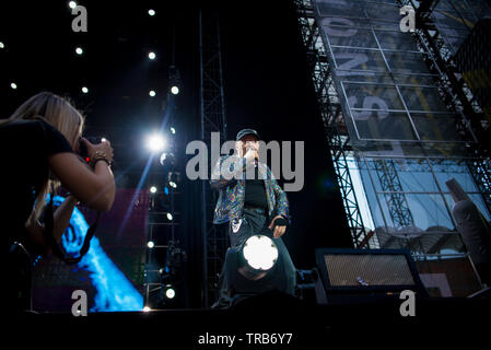 Vasco Rossi performed last night in Milan at San Siro Stadium for the ...