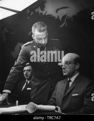 George C. Scott as General 'Buck' Turgidson Peter Sellers as President ...