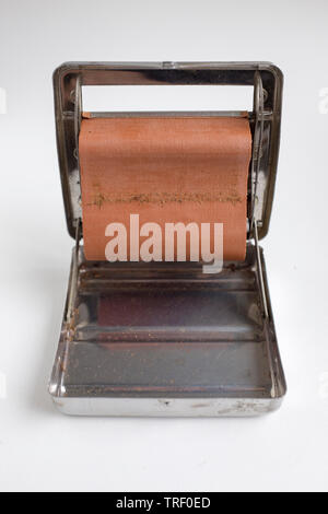 Vintage Rizla Cigarette Rolling Machine Stock Photo - Alamy