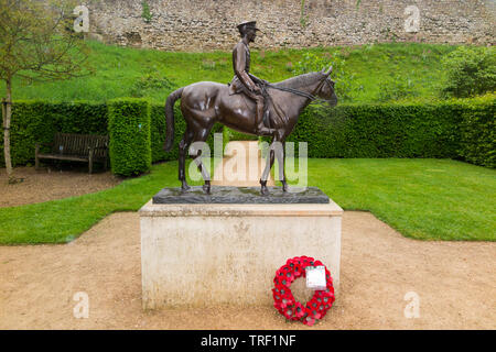 War Horse "Warrior" with general Jack Seely, Carisbrooke castle, Isle ...