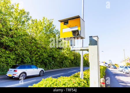 Gatso Speed Camera, Gatso camera, speed camera, speed deterrent, UK ...