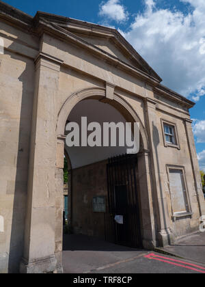 Gatehouse of Cemetery Junction, Reading, Berkshire, England, UK, GB ...