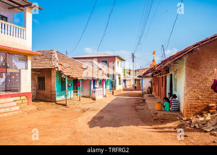 A rural village hut. Maharashtra, India Stock Photo - Alamy
