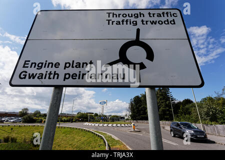 Bridgend, UK. 06th June, 2019. A factory worker waves as he leaves the ...