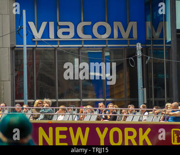 Viacom headquarters in Times Square in New York on Tuesday, September ...