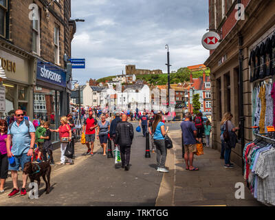 Baxtergate, Whitby, North Yorkshire Stock Photo - Alamy