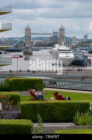 Rooftop garden at Nomura - London Stock Photo - Alamy