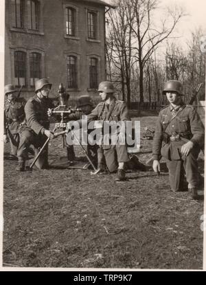 German Soldiers at the Western Front, 1944 Stock Photo - Alamy