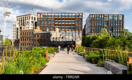 London, Kings Cross, Bagley Walk. The Kings Cross Tech Hub with the ...