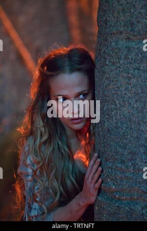 SEVENTH SON (2014) ALICIA VIKANDER SERGEY BODROV (DIR) MOVIESTORE ...