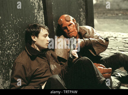 HELLBOY, Rupert Evans, Ron Perlman, 2004, (c) Columbia/courtesy Everett ...