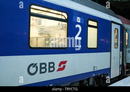 ÖBB, Austrian Railways, sign, logo Stock Photo - Alamy