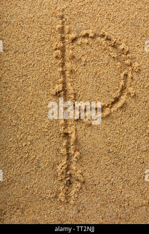 Alphabet letter written on wet beach sand Stock Photo - Alamy