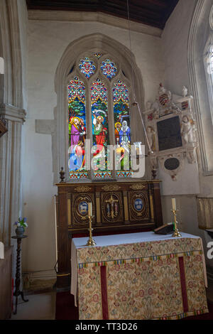 Interior of church of Saint Lawrence, Lechlade, Oxfordshire, England ...