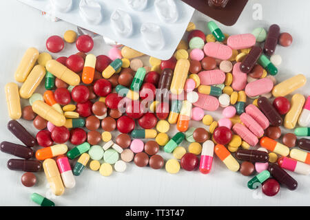 different Tablets pills capsule heap mix therapy drugs Stock Photo - Alamy