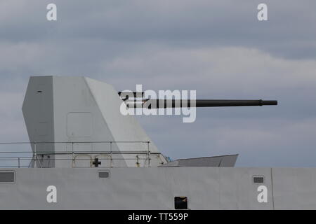 ITS Carlo Bergamini (F590), a Bergamini-class frigate operated by the ...