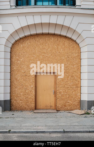 Temporary entrance door , wooden door on beautiful building Stock Photo ...