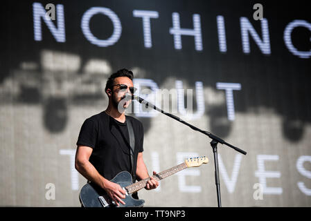 Dominic Craik, guitarist of the British alternative rock band Nothing ...
