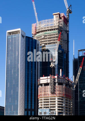 CONSTRUCTION CRANE AND CITY BUILDINGS BRISBANE QUEENSLAND AUSTRALIA ...