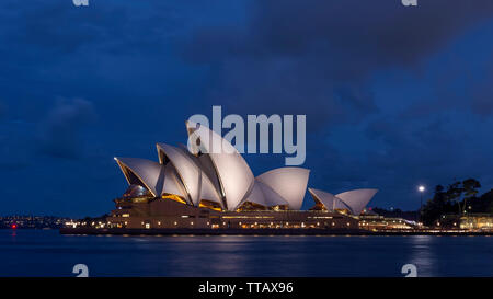 The beautiful Sydney Opera House lit by the blue hour light, Australia ...