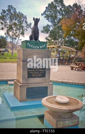 The Dog on the Tuckerbox is an Australian historical monument and ...