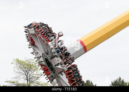 Psyclone is a 23 metres ride in canada wonderland, with seats facing ...
