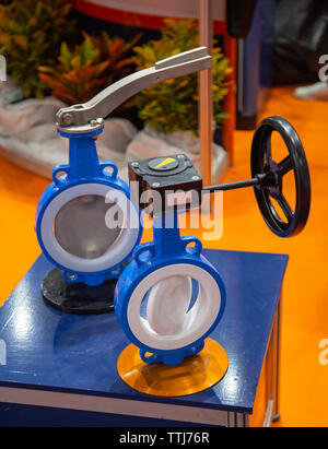 Butterfly valve plumbing handwheel operated wafer type Stock Photo - Alamy