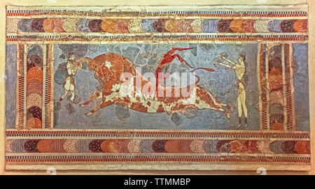 CRETE Minoan bull-leaping fresco in Heraklion Museum. Photo: Tony Gale ...
