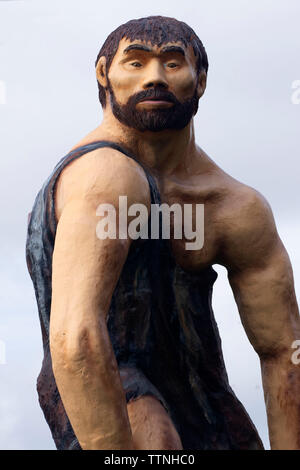 Oregon caveman statue, Grants Pass, Oregon Stock Photo - Alamy