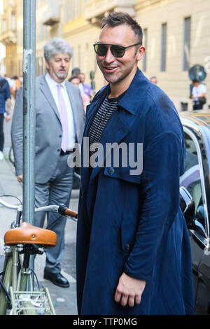Milan, Italy: 17 June 2019: Fashion bloggers and models street style ...