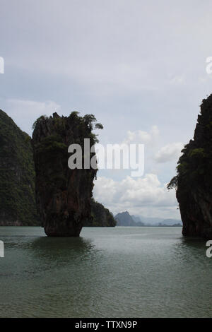 Photo of James Bond Island in Phang Nga Bay, Thailand Stock Photo - Alamy