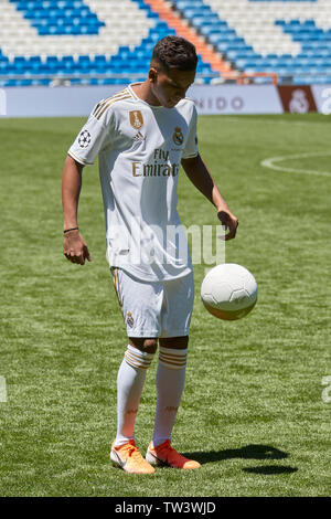Rodrygo Goes seen during his presentation as a new player of Real ...