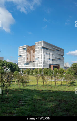 Library of Wuhan University of Technology Stock Photo - Alamy