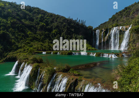 Kowloon Falls, Luoping, Yunnan, Shenlong Falls Stock Photo - Alamy