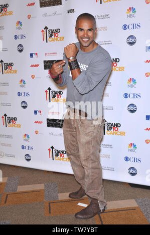 Shemar Moore at the Stand Up to Cancer Telethon inside the Kodak ...
