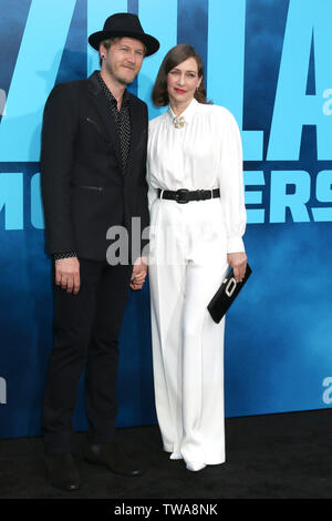 LOS ANGELES - MAY 18: Renn Hawkey, Gytta Lubov Hawkey, Fynn Hawkey ...