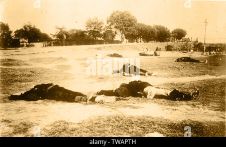 Battlefield dead, Western Front, WW1 Stock Photo - Alamy