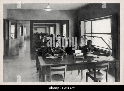 NAAFI Alexander Club, Rome, Italy - The Gift Shop Stock Photo - Alamy