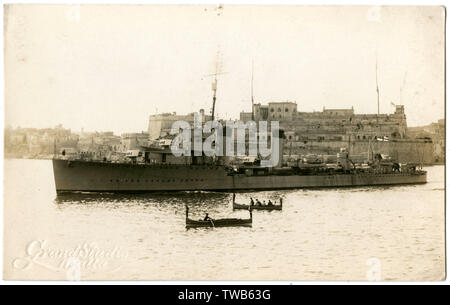 HMS Bruce, British flotilla leader and destroyers Stock Photo - Alamy