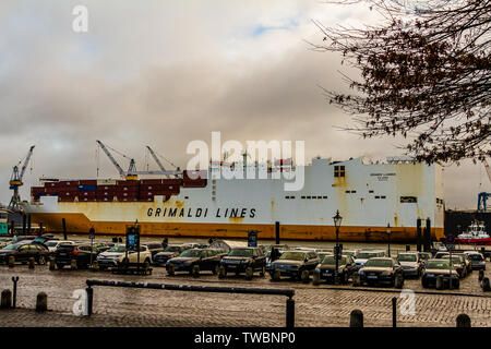 Hamburg, Germany, Container ship Grande Atlantico the Grimaldi Lines ...