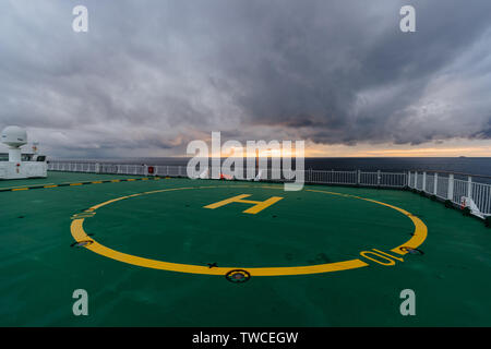 helipad on a ship Stock Photo - Alamy