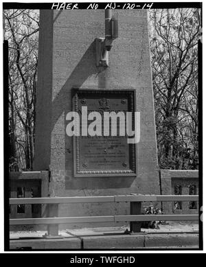 Victory Bridge, Spanning Raritan River at New Jersey Route 35, Perth ...