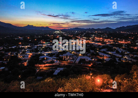 Vista panoraminca del pueblo de Alanos al atardecer Stock Photo - Alamy