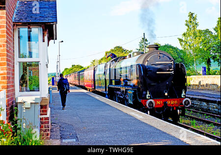 Schools class '926' Repton steam locomotive, at Grosmont Station on the ...