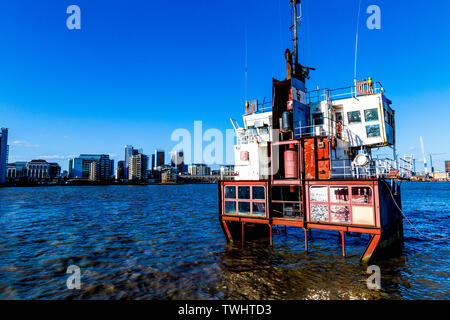 'A Slice of Reality' (2000) by Richard Wilson, a sliced section of a ...